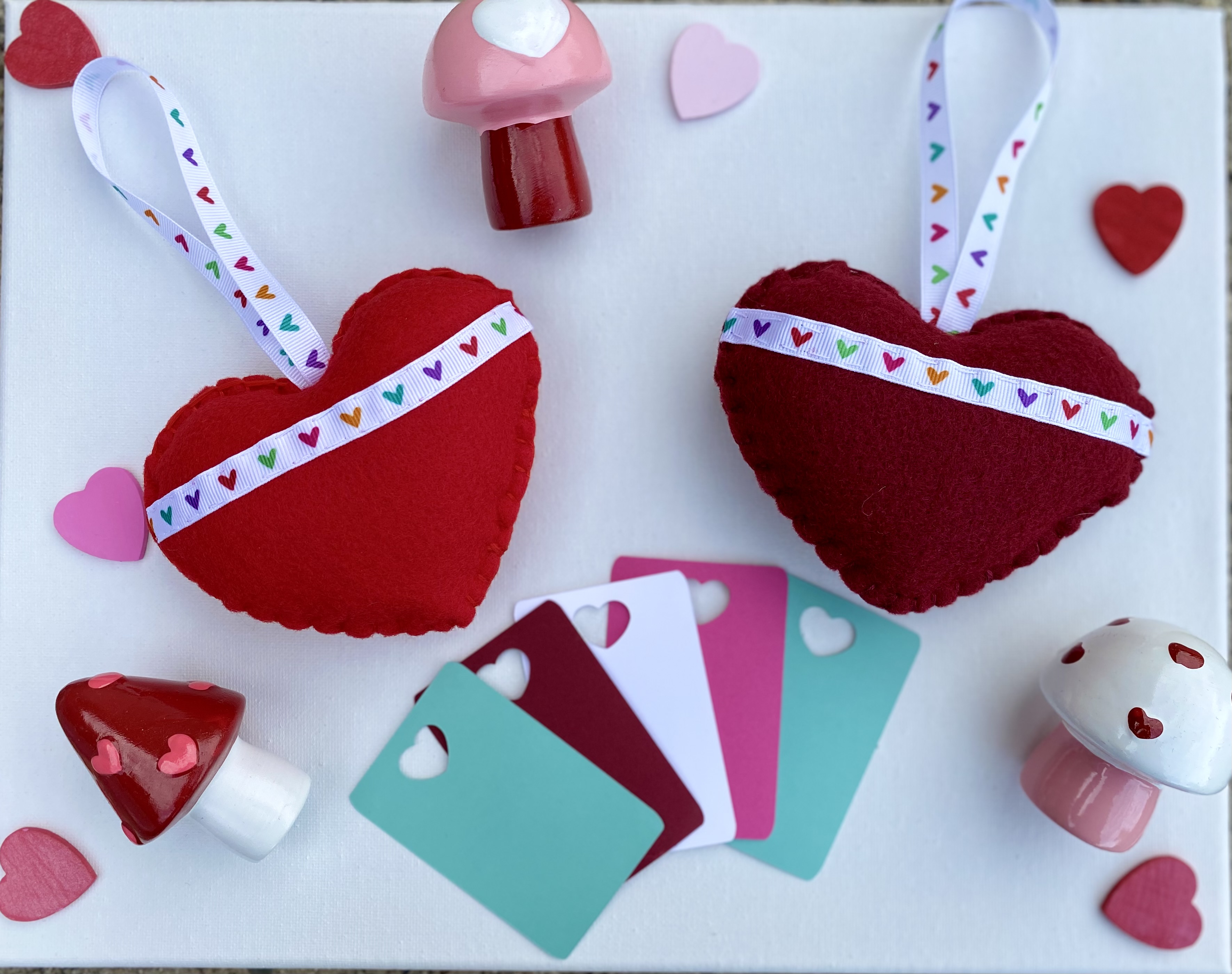 Valentine Felt Heart “Love Bombs” – kerricreates