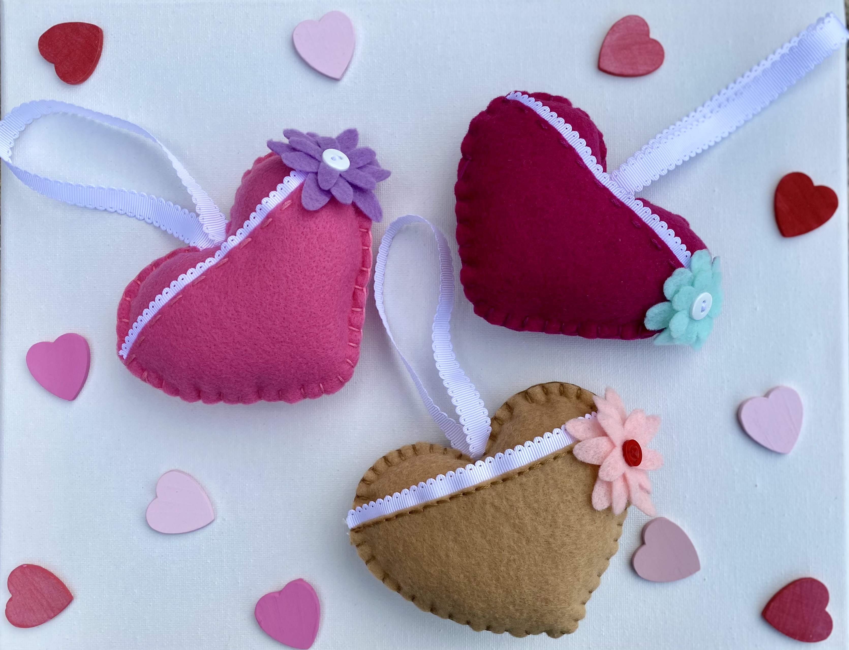 Valentine Felt Heart “Love Bombs” – kerricreates